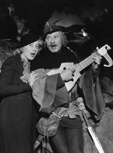 Alan Hale as Blondel in The Crusades